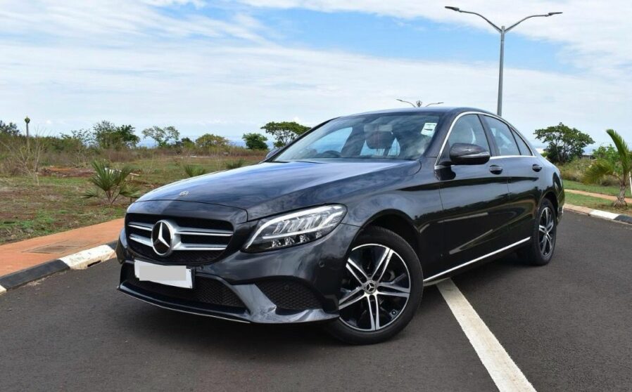 Mercedes C180 AMG 2020 – beyondcars.mu